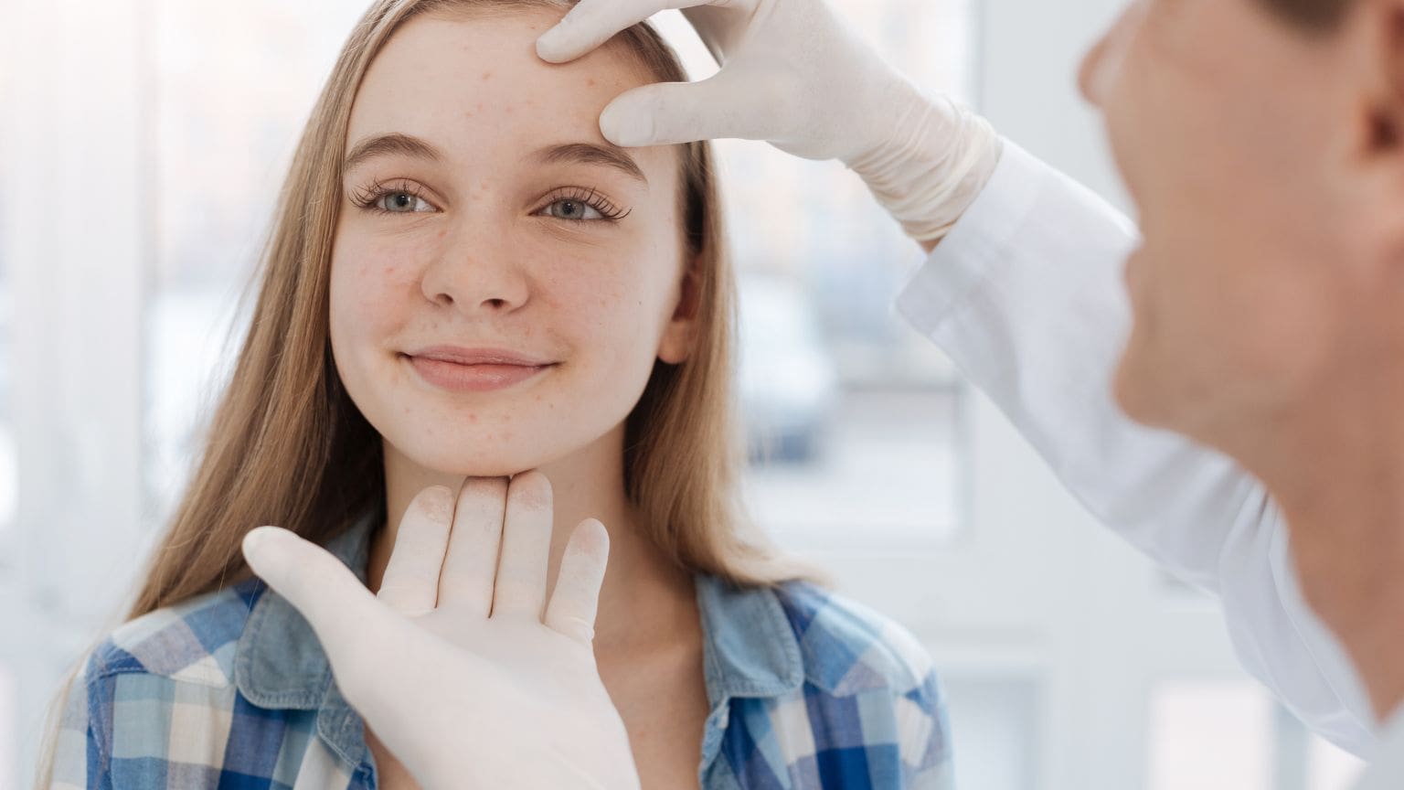 ¿Qué diferencia hay entre dermatología clínica y estética? - Ciencia ...